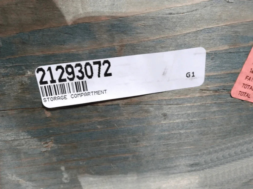 21293072 Genuine Volvo Storage Compartment – Truck To Trailer