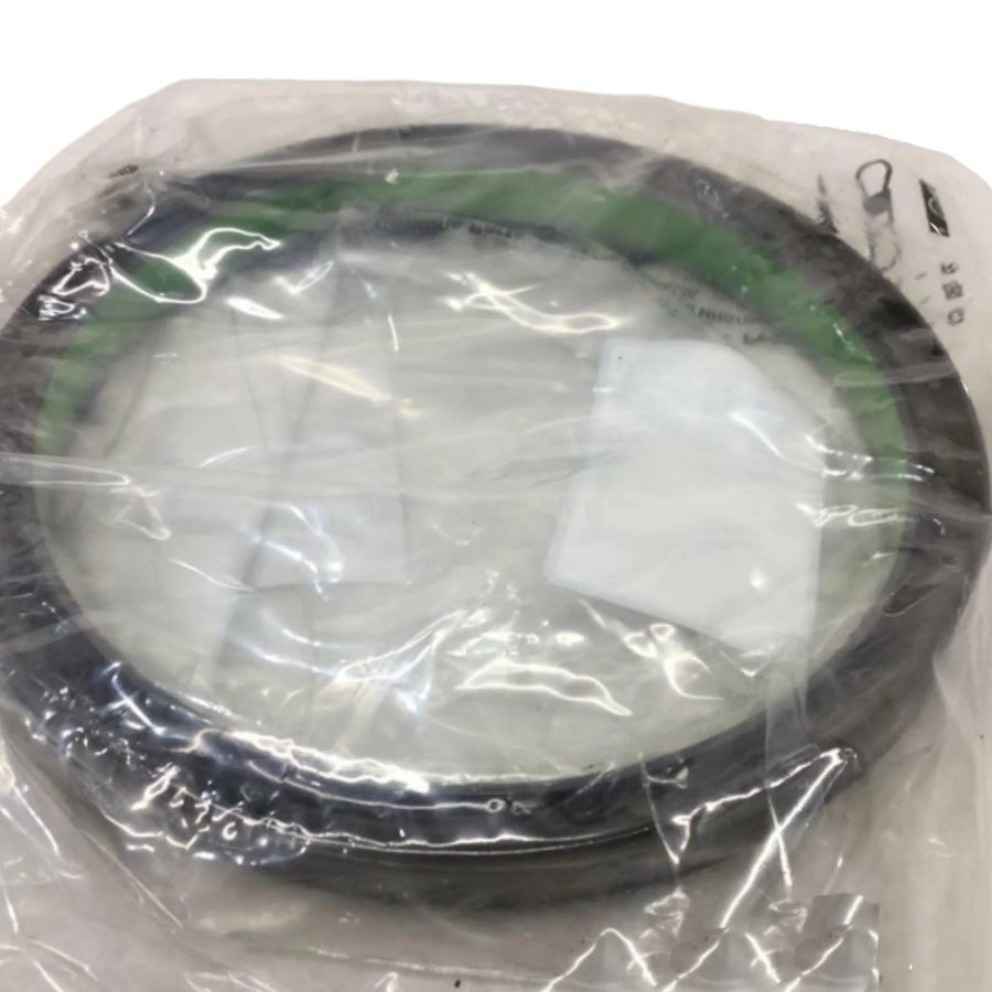 21779548 Genuine Volvo Crankshaft Seal – Truck To Trailer