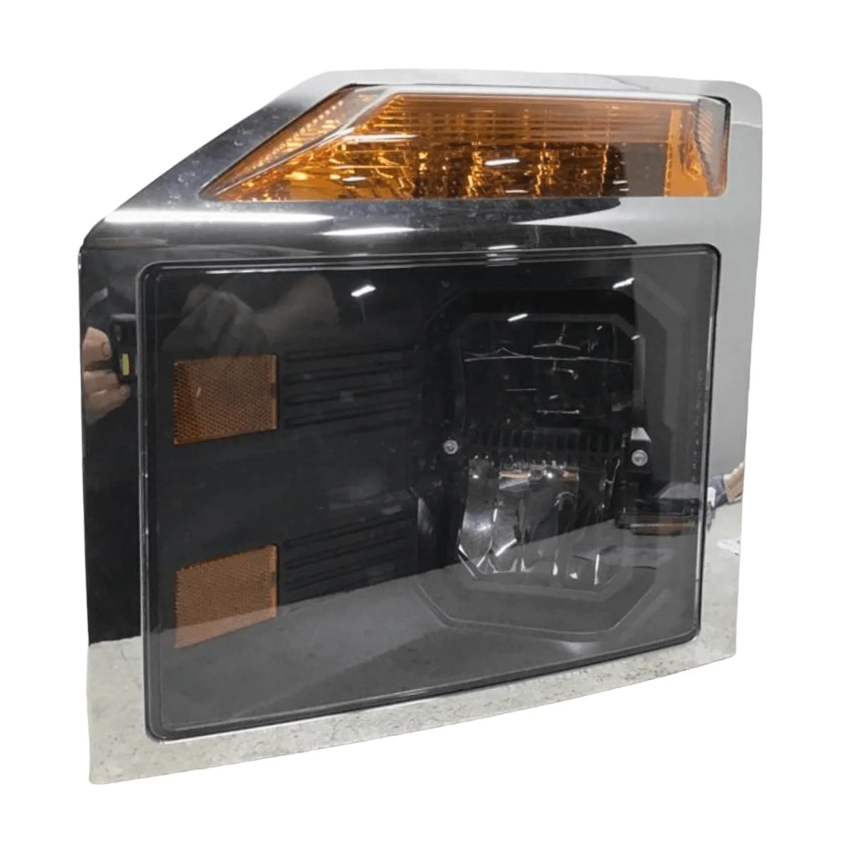 23992215 Genuine Volvo Headlamp Complete – Truck To Trailer