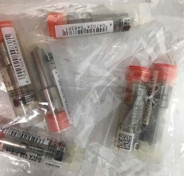 85132344 Genuine Volvo/Mack Fuel Injection Nozzle – Truck To Trailer