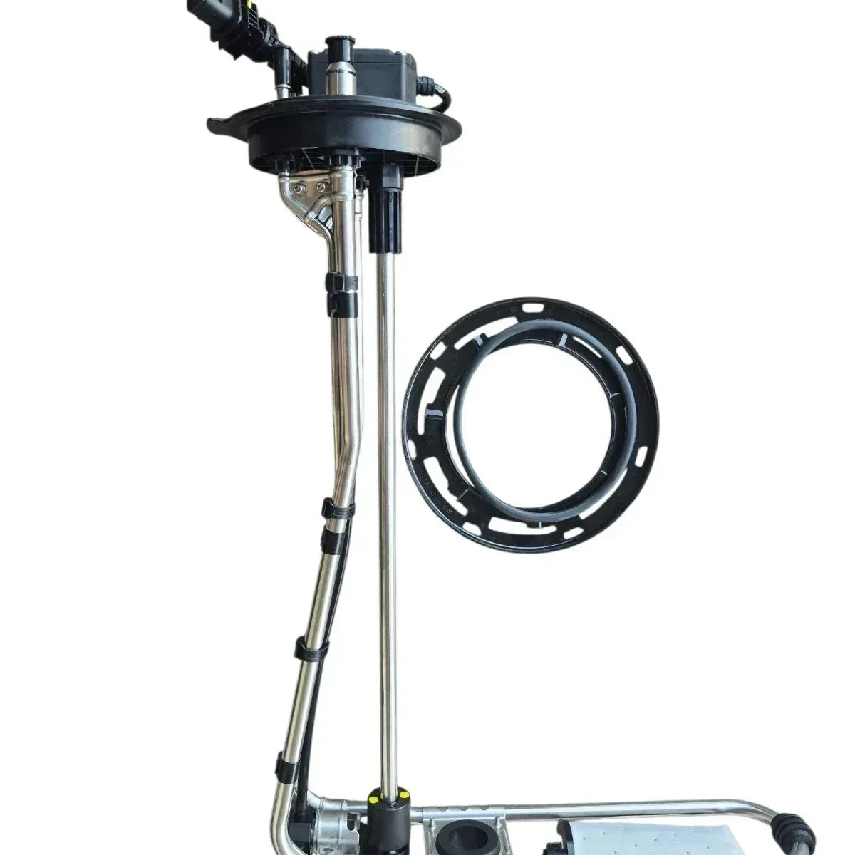 04-35959-001FIT Genuine Freightliner DEF Diesel Exhaust Fluid Header ...