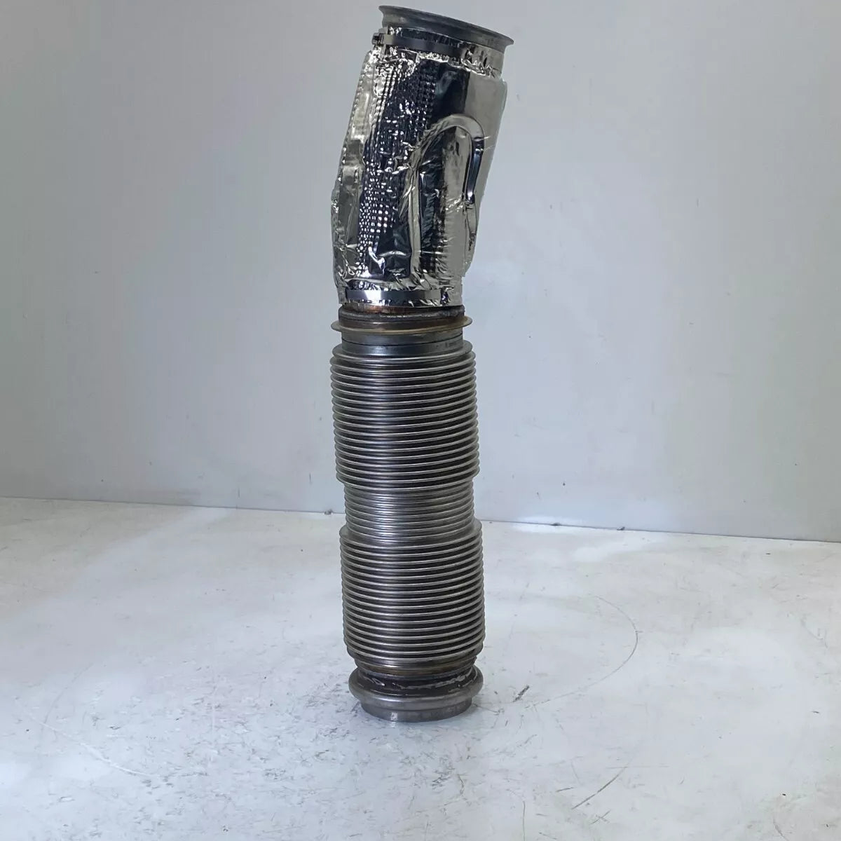 23789373 Genuine Volvo Exhaust Turbo Flex Pipe – Truck To Trailer