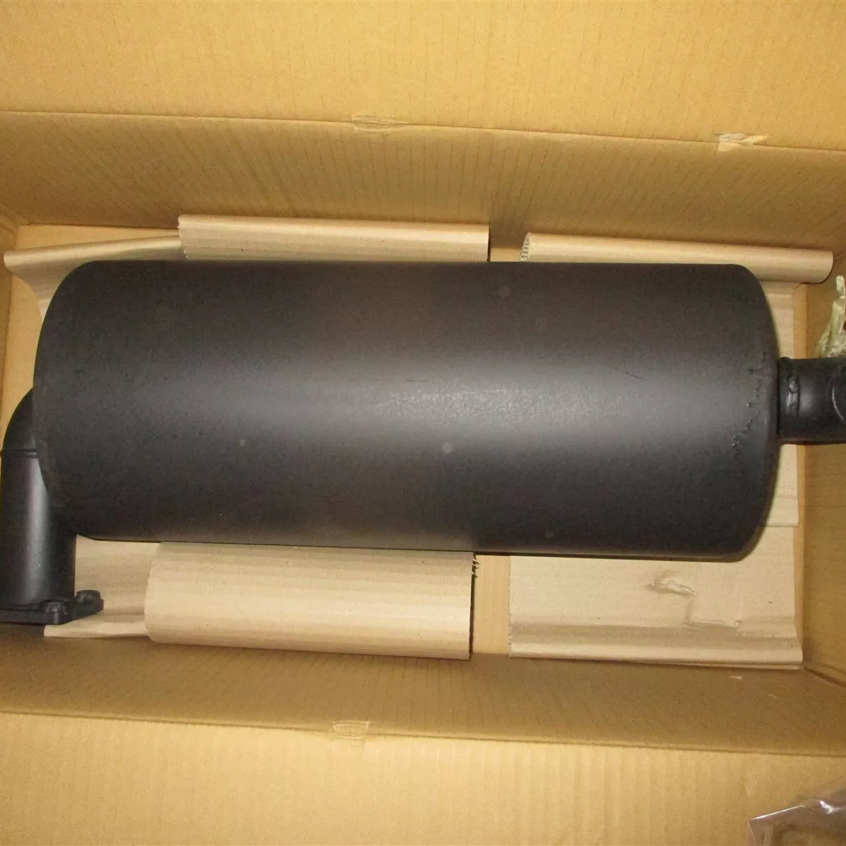 1G518-12112 Kubota Muffler – Truck To Trailer