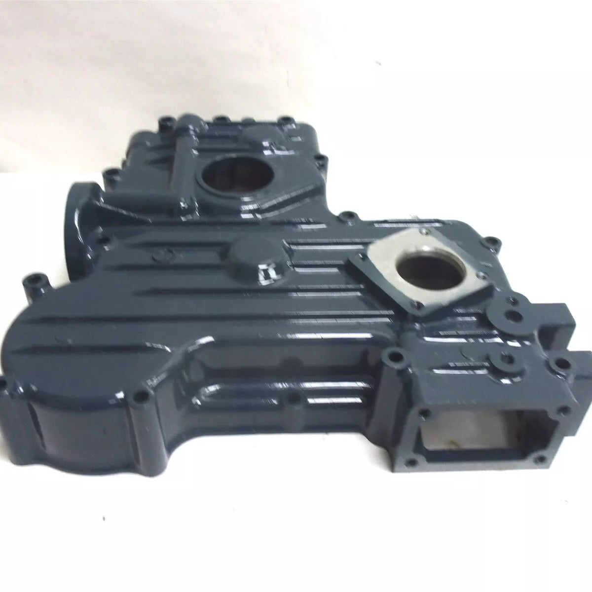 15954-04020 Kubota Gear Case Assembly – Truck To Trailer